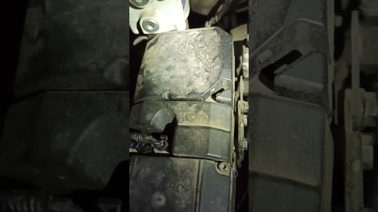 Соренто Вебаста шевелишь разъем, включается