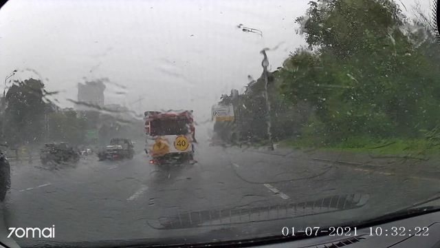 Видеорегистратор 70mai Rearview Dash Cam Wide Stream Media.mp4