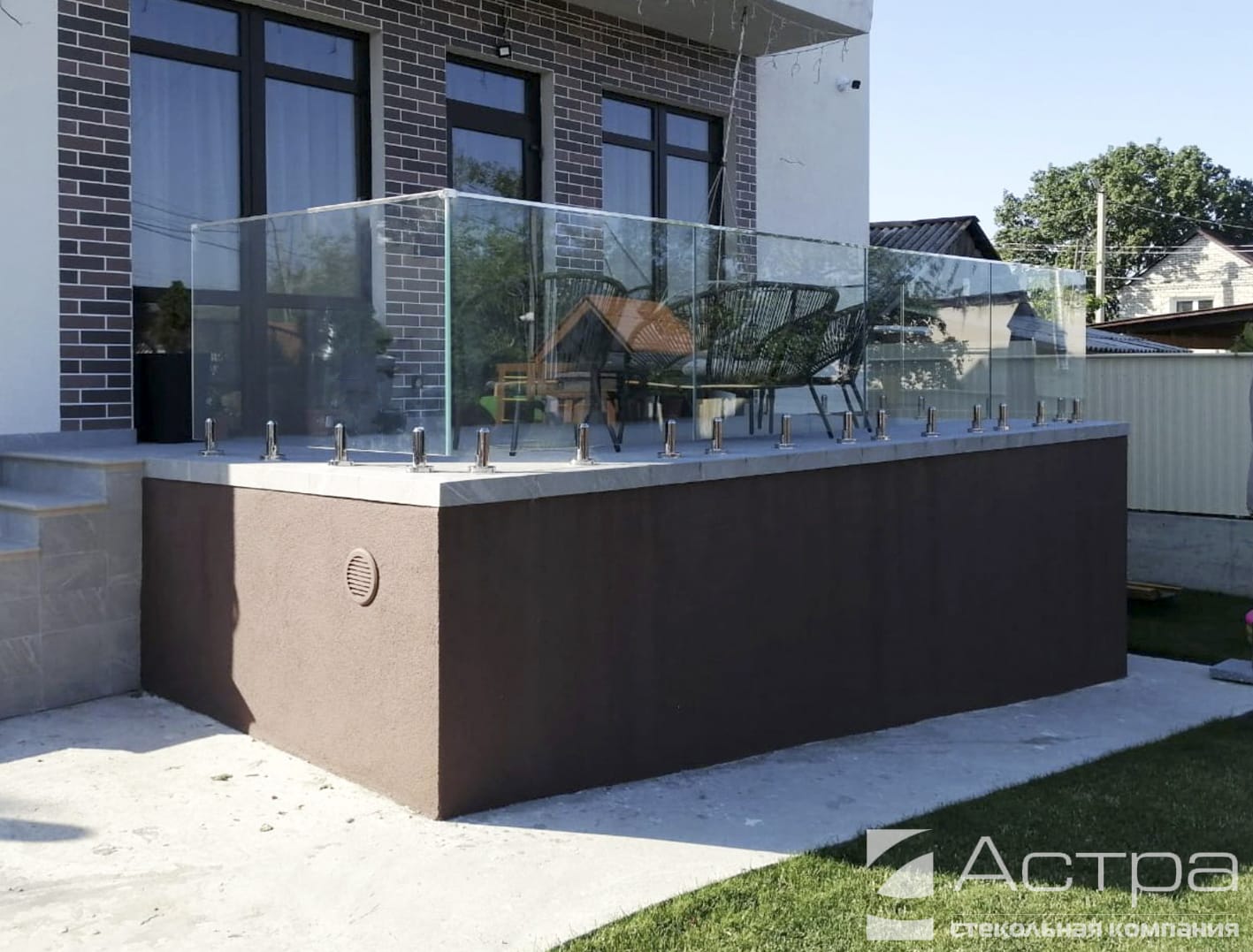 Стеклянное ограждение