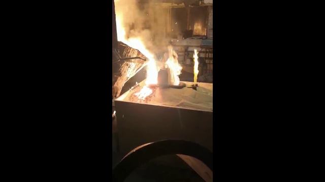 заливка стальной рамы трамвая