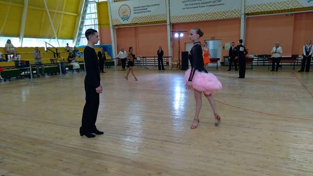 Танец начинашек