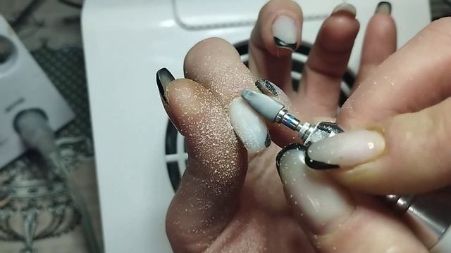 снятие гель лака аппаратом твердосплавной фрезой