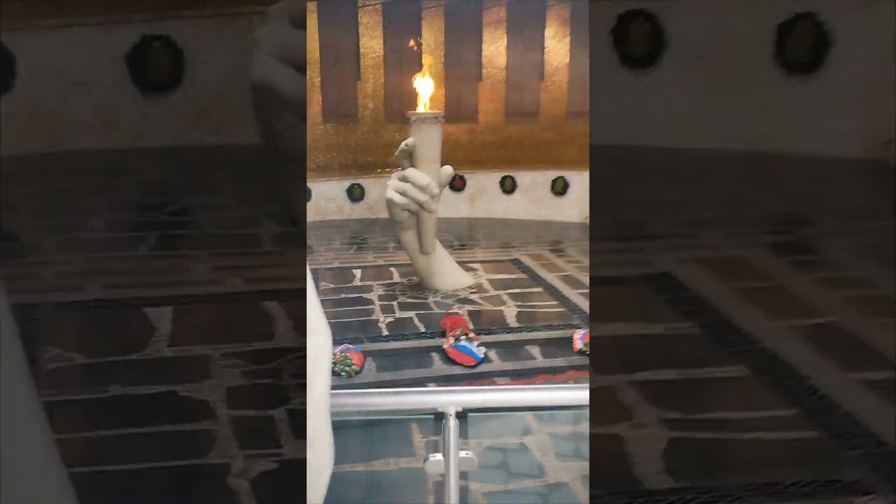 Смена караула на Мамаевом Кургане