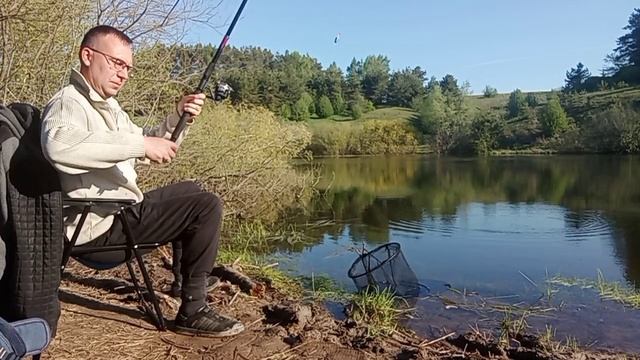 Встречаю рассвет на озере! Отдыхаю от города на рыбалке.