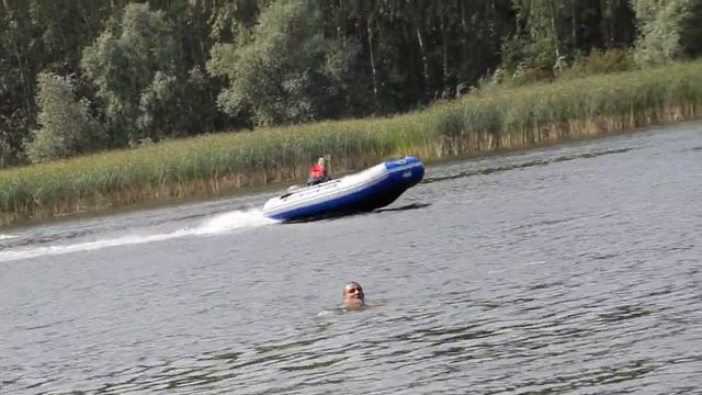 Эверест 405 + 15 Ямаха.mp4