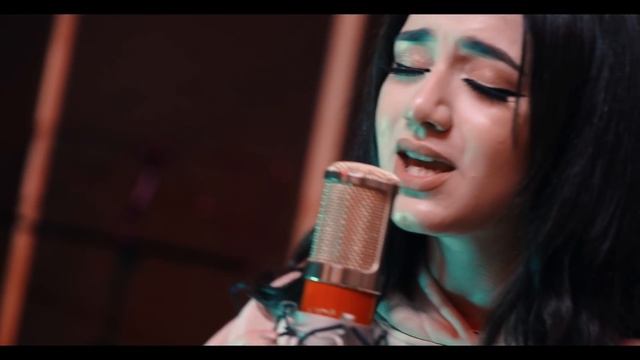 Syuzi Bright - Жди Меня Там COVER ( The Cover Up )