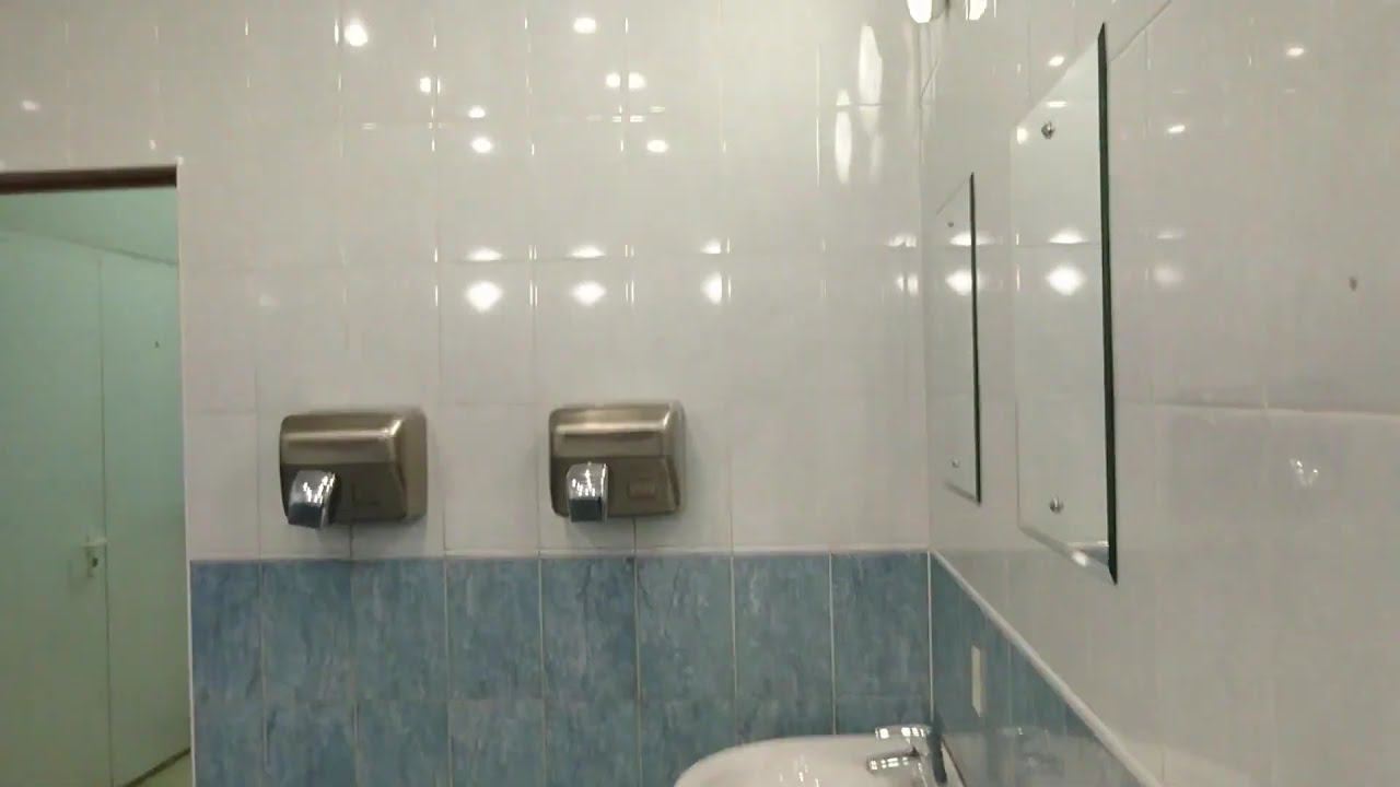 Ремонт туалета в офисе