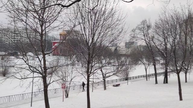 Погода в Москве 17.02.2023, открылись масленичные ярмарки.