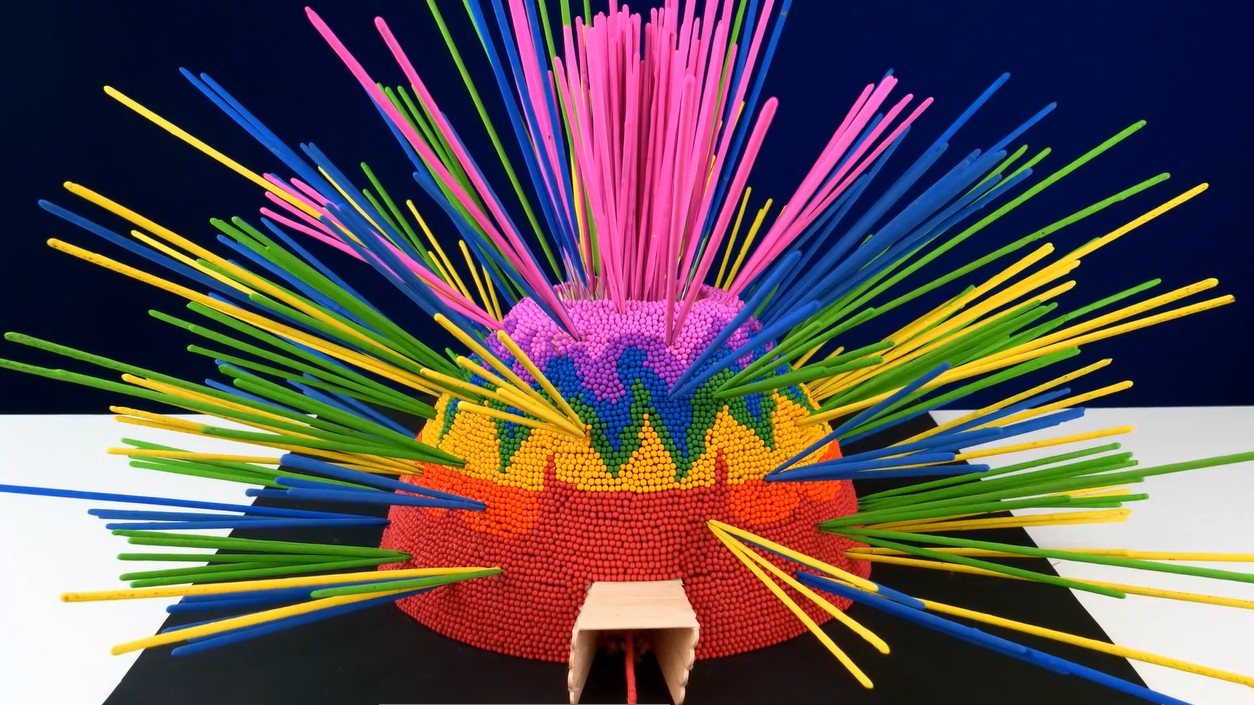 Фейерверк из спичек - завораживающее зрелище