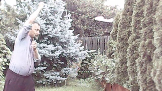 Обзор и запуск БМКавиамодели во дворе под дождём