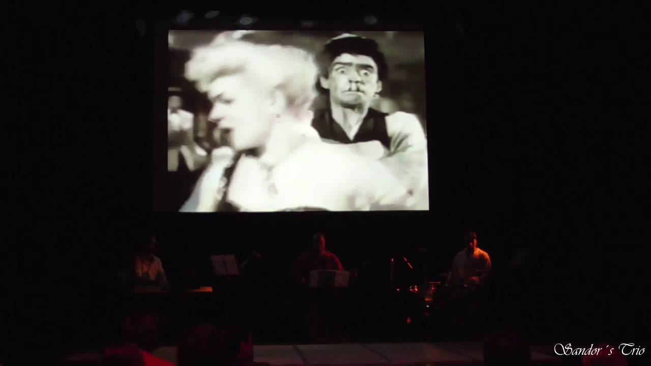 Popurrit de mambos - Sandor´s Trio в Арт-кафе Дуров