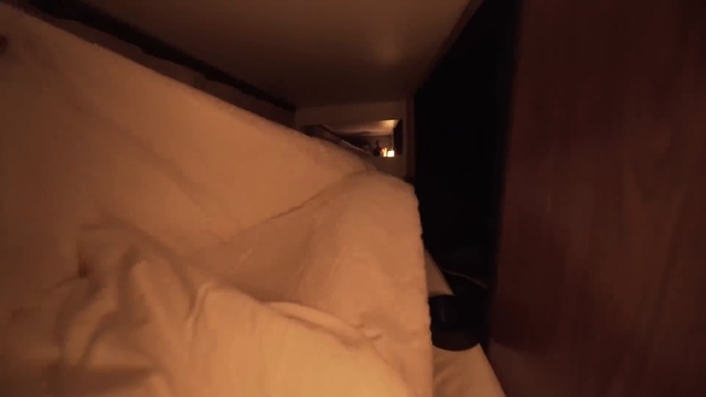 22. «Sleepbox Hotel» автобусом Los Angeles - San Francisco. 05.13 мин.