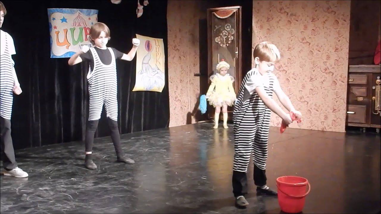 этюд «Краб» и фрагменты спектакля «Цирк»