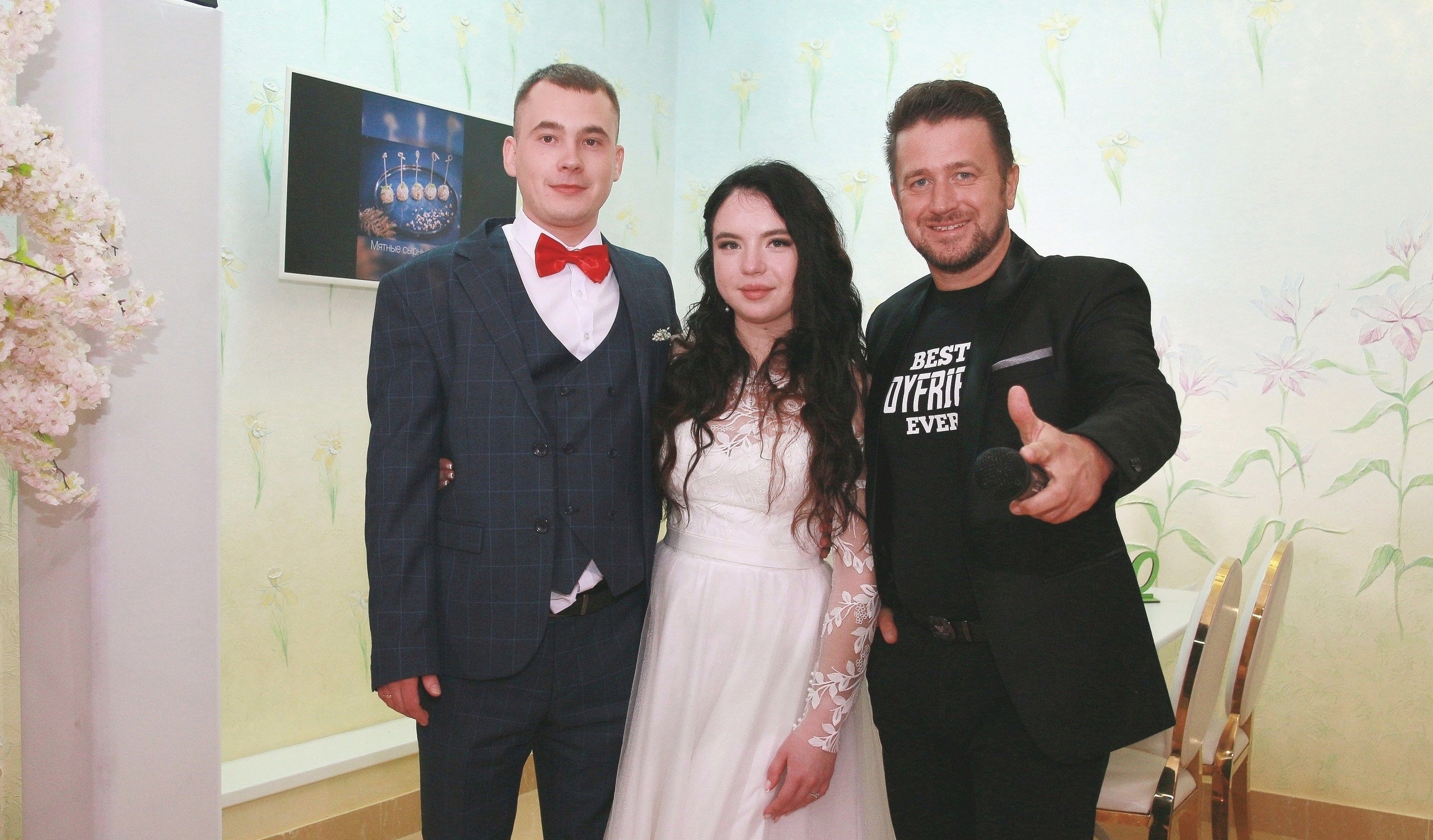 2023 - Ведущий свадьбы в кафе "ЛЕТО" - Макс Лобач ( Ижевск ) .