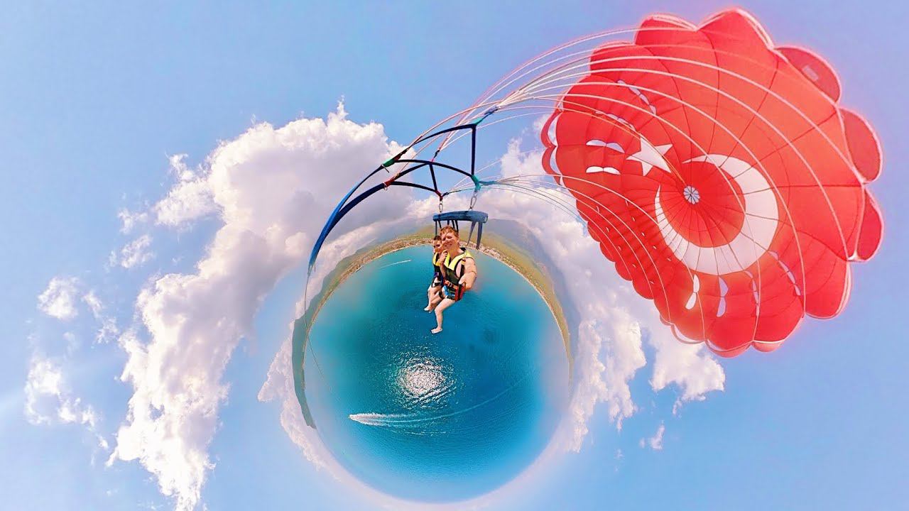 Parasailing in Kemer
