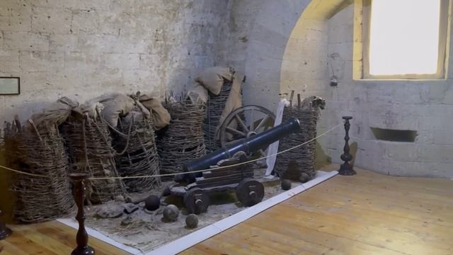 Учащиеся кадетских классов полиции КБР посетили с экскурсионной программой город-герой Севастополь