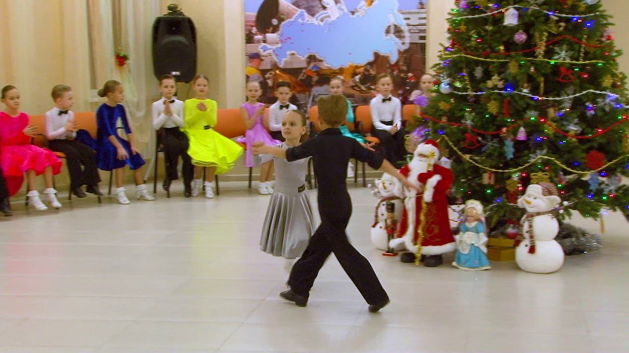 Показательное выступление Ильи и Ксении.