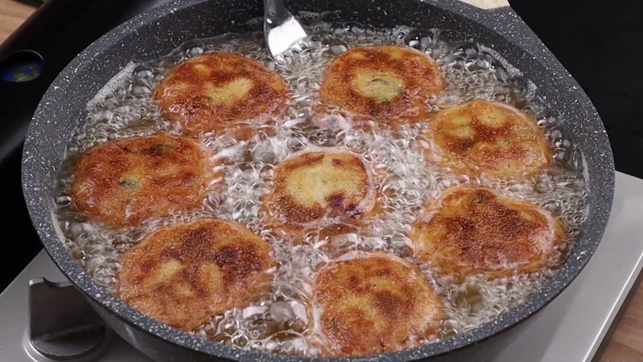 У вас есть картофельное пюре? Давайте приготовим горячую закуску