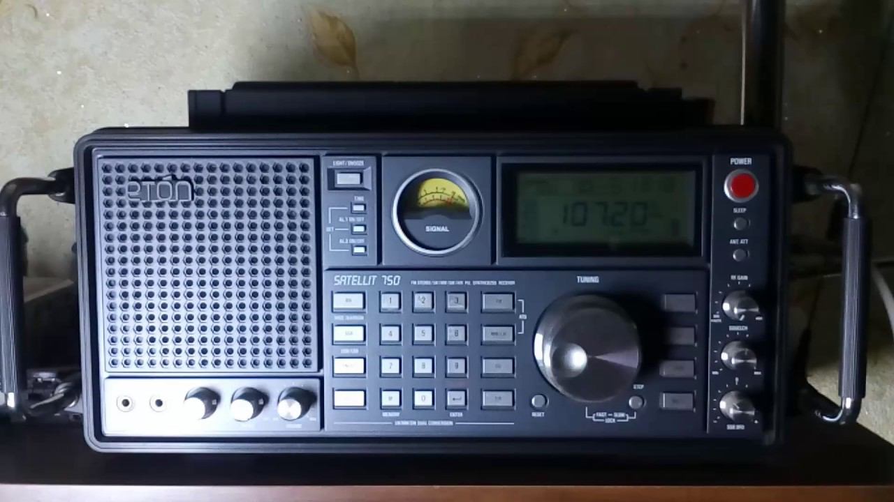 Радиоприёмник ETON SATELLIT 750