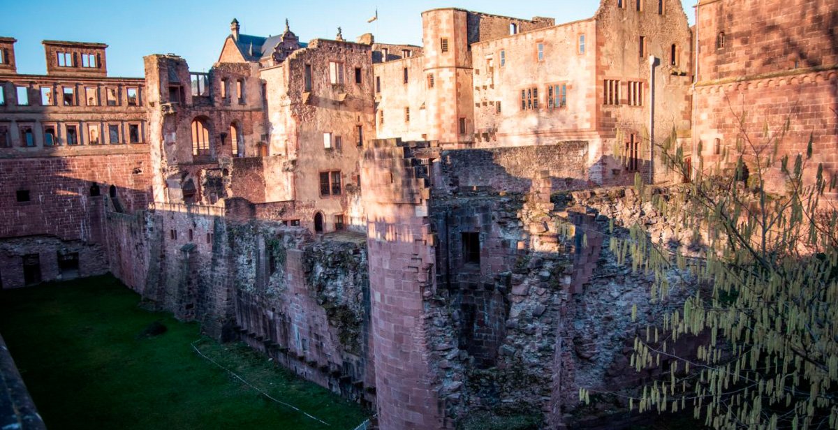 Настоящий рыцарский замок в Германии