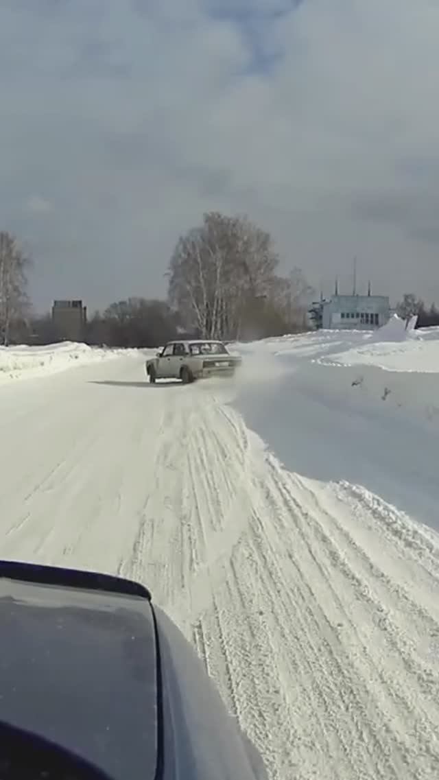 ВАЗ СОЗДАН ДЛЯ ЗИМЫ #shorts #ваз #дрифт