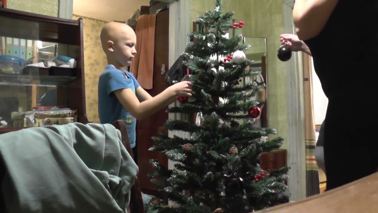 Готовимся к Новому Году и в доме и на улице.