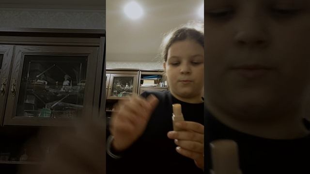 купила новою помаду.