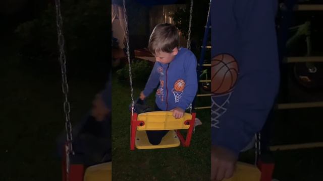 пол это лава часть 2.mp4