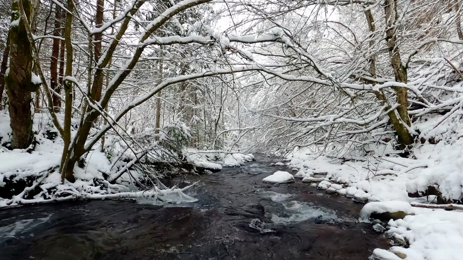 Звук зимней речки