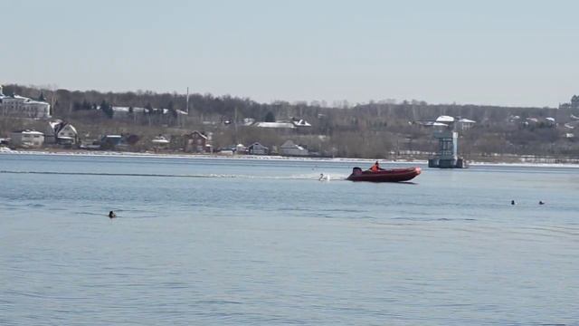 Лодка с нднд AZIMUT cyclone 435 + мотор Меркури 25 л.с 4 такта.mp4