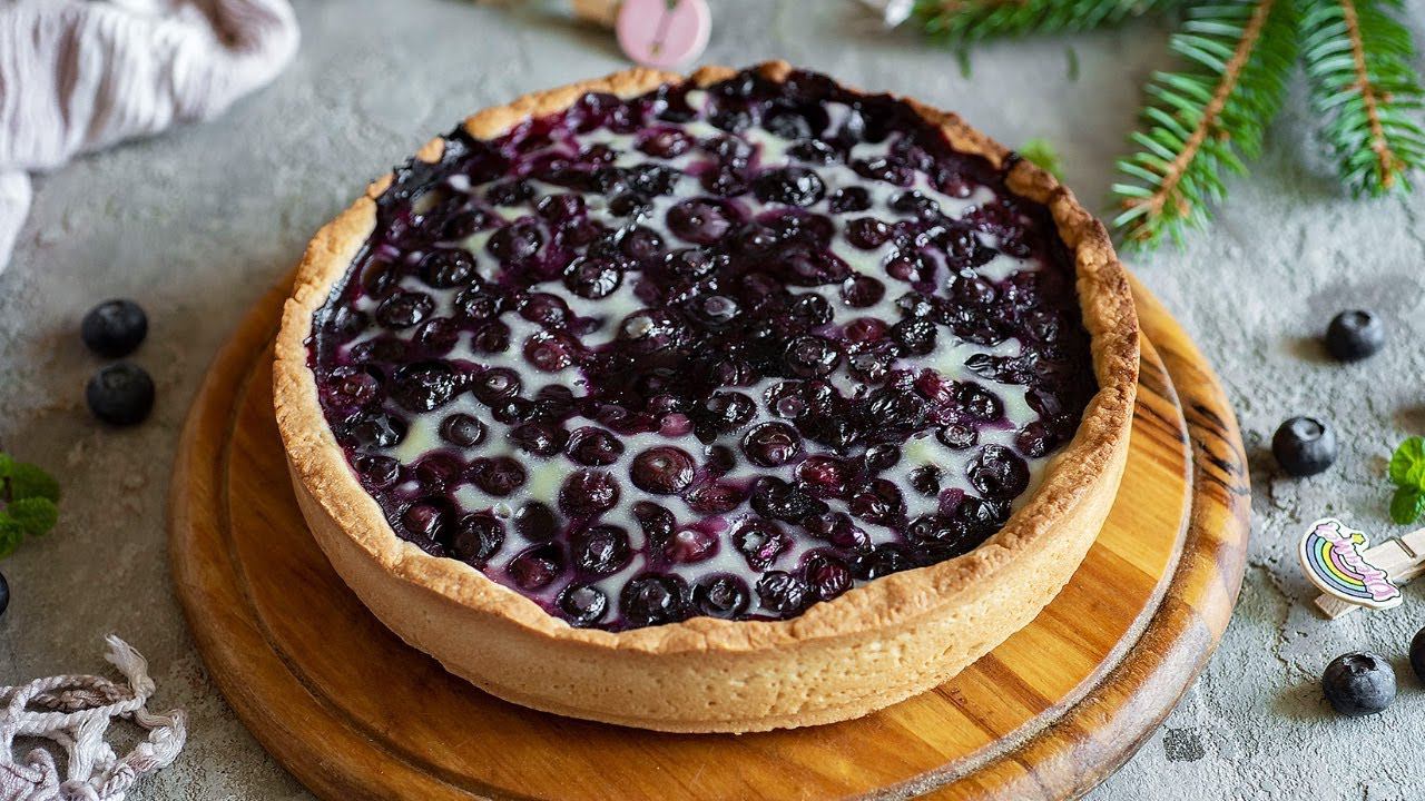 Тарт с голубикой и сметанной заливкой — видео рецепт