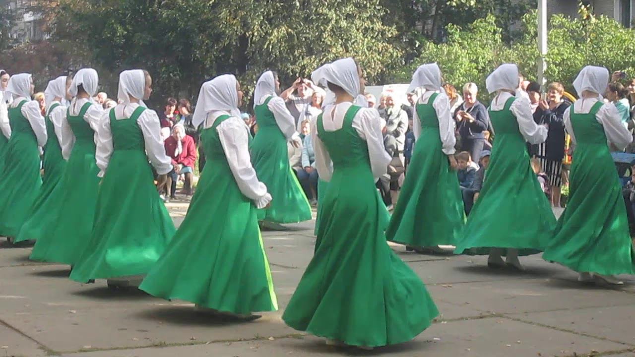 Танец "Ивушка"