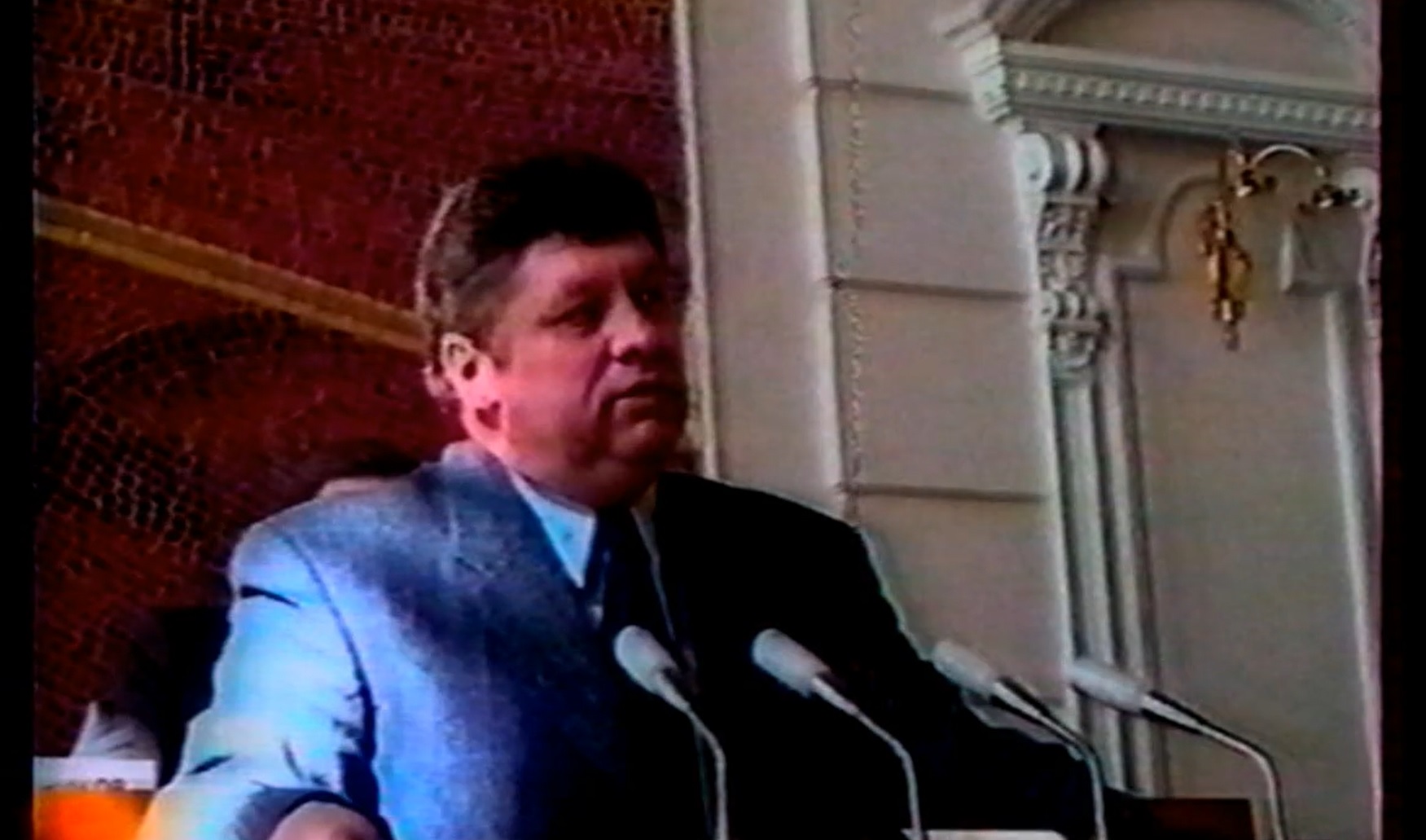 Программа канала Экс Видео "На неделе" о подготовке Устава Астраханской области, 11.03.1995 г.