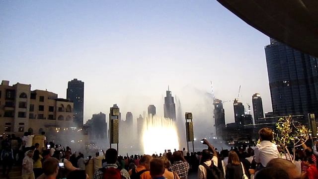 Фонтаны Дубай Молл