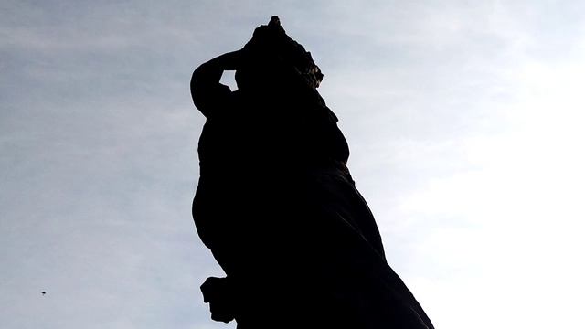 ЧЕЛЯБИНСК ПАМЯТНИК ОРЛЕНОК.