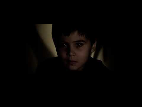 Клип "Ругань из-за стены" и песня "игрушки".  Собрал клип.