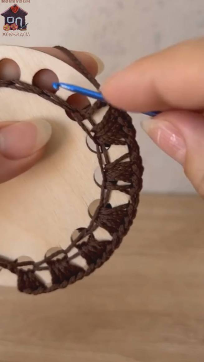 Очень шоколад люблю но лукчше донышко обвяжу