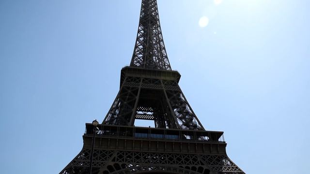 Эйфелева башня