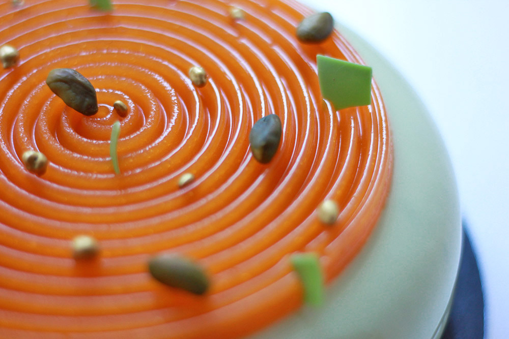 Рецепт Муссовый торт Фисташка, абрикос и тонка