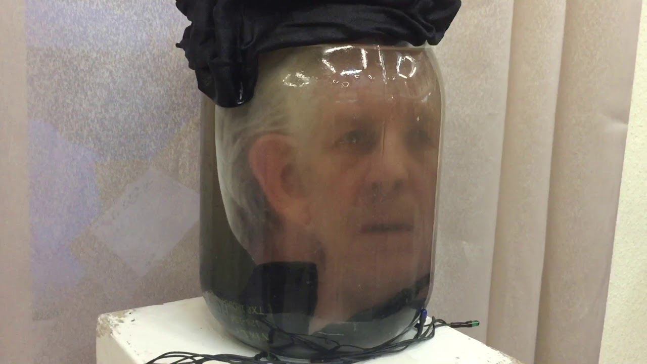 ЦГ на выставке Павла Анущенко «Алхимия и жизнь»