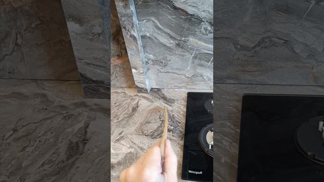 Короб из фартука для трубы на кухне