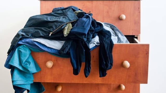 Зачем я БРОСАЮ в ШКАФ старый носок с содой