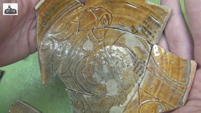 Крымская поливная чаша с изображением птицы.mp4