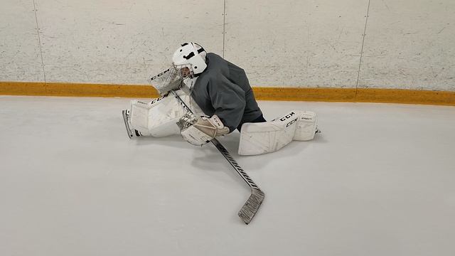 Полушпагат правой ногой