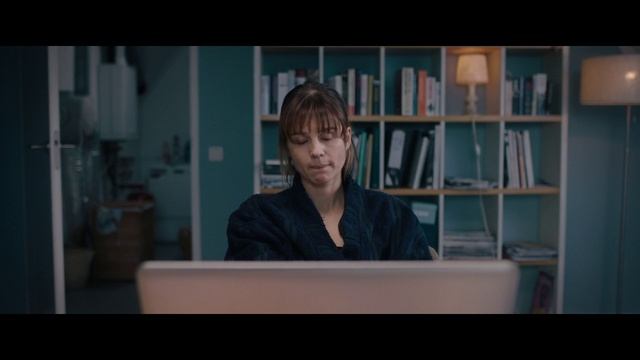 Фемке идёт в....mp4