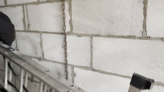 Размещаем лестницы без потери пространства в гараже. Делимся советом