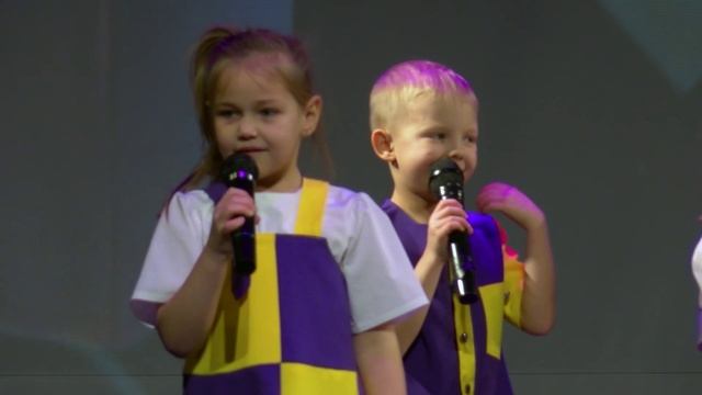 Шоу-группа СкитлS -Человечки сундучные