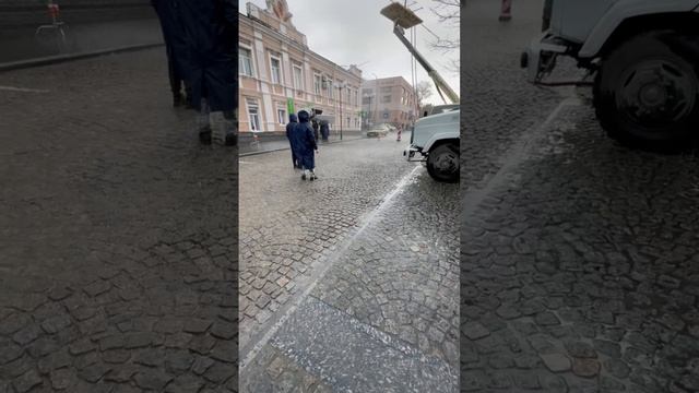 Вы знали, что в КИНО дождь то, НЕНАСТОЯЩИЙ