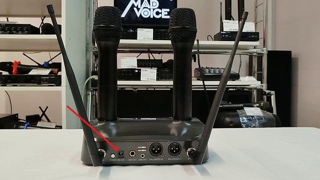 MadVoice SINGER 20R. Обзор  комплекта вокальных беспроводных микрофонов на аккумуляторах