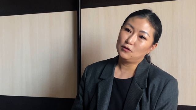 И Олег "Ким Надежда - дизайнер интерьеров"